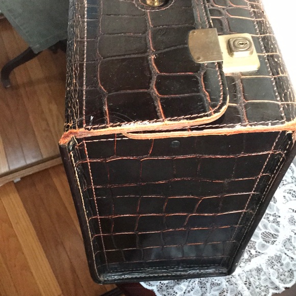 Knickerbocker Case Co. Vintage | Bags | Vintage Knickerbocker Case Co ...